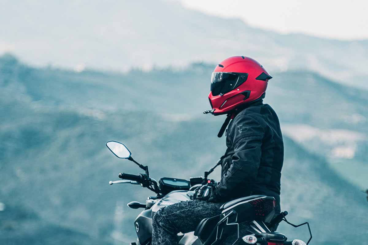 The Motorcycle Wave: Meaning & How-to Guide - Big Bike Reviews