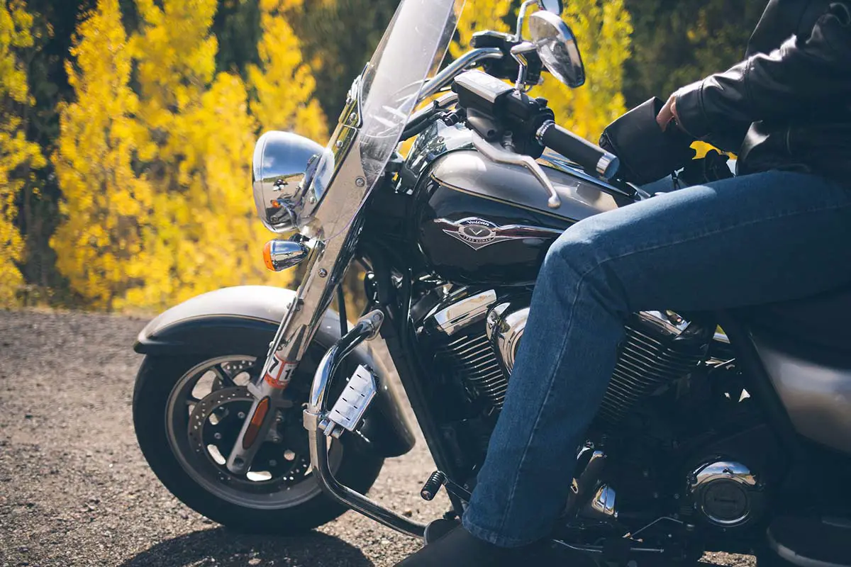 Kawasaki Vulcan 1700 Nomad (Specs and Review) - Big Bike Reviews